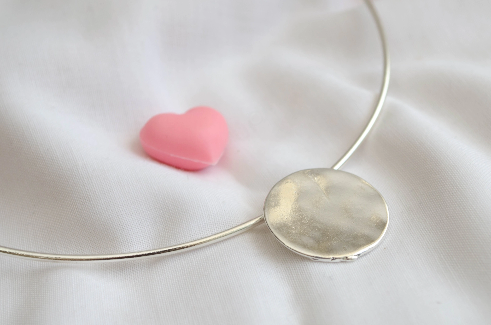 ABC1903 Cadena rigida con dije círculo